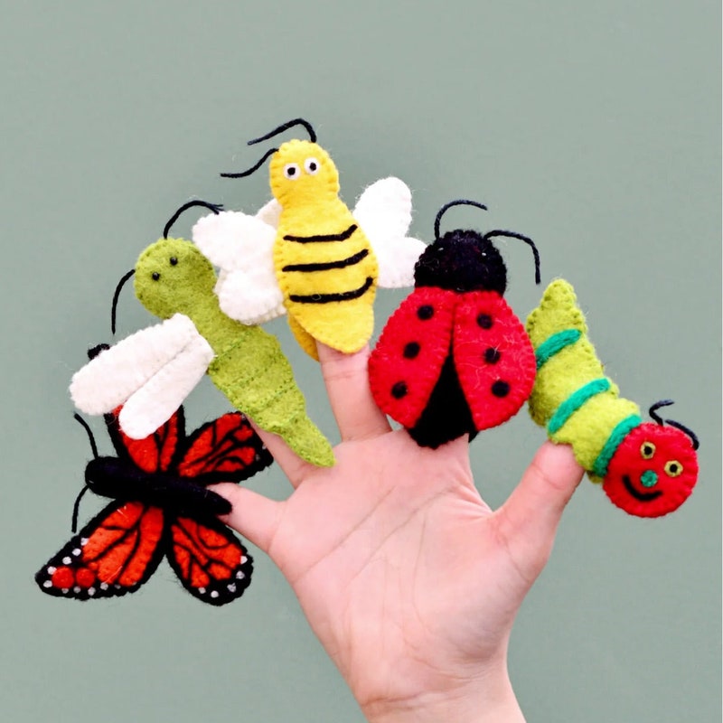 Bee Finger Puppet - Etsy