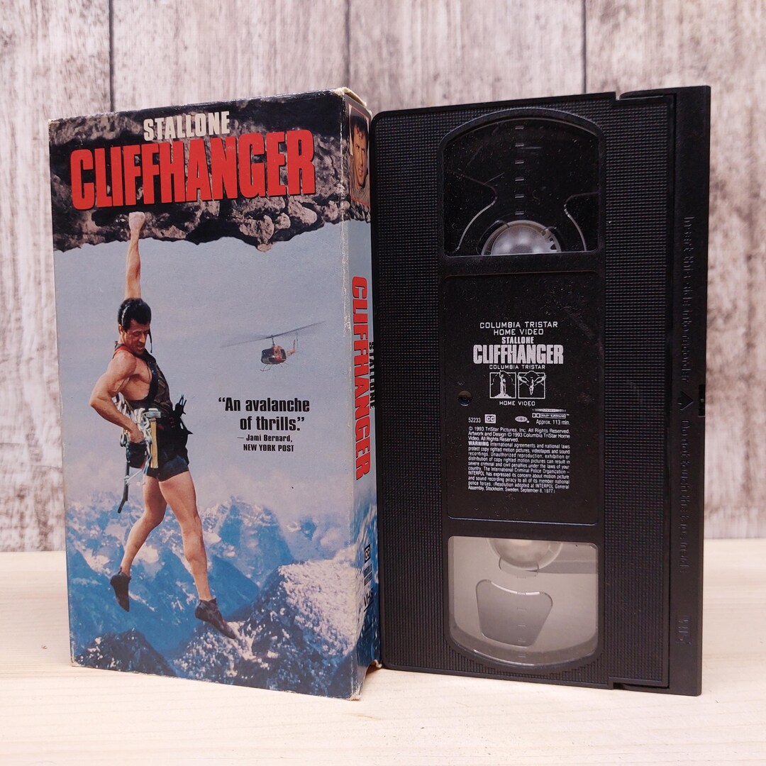 Cliffhanger (1993) | Vintage VHS Tape | Retro Movie Collectible ...