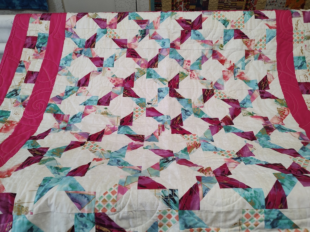 Homemade Quilt Jagged X Quilt Pinks and White - Etsy