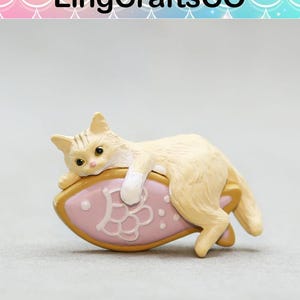 Resin Miniature Cat Figurines: Dollhouse Home Decor - Etsy