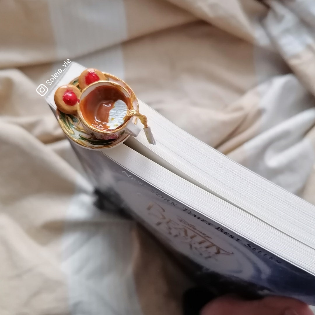 Bookmark Tea Bookmark in Floral Cup and Saucer in Light Beige and Two ...