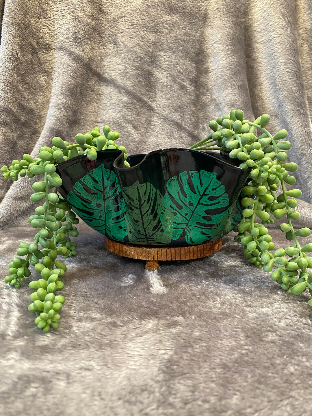 Monstera Leaf Stamped Vinyl Record Plant Pot - Etsy