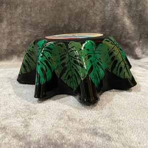 Monstera Leaf Stamped Vinyl Record Plant Pot - Etsy