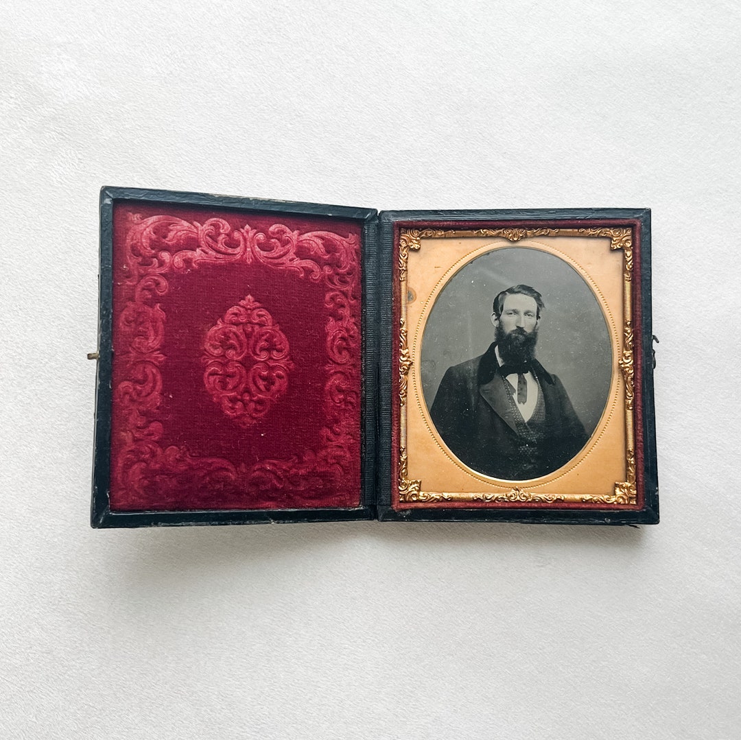 Antique Tintype in Leather Case - Etsy