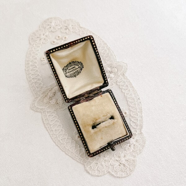 Antique Ring Box - Etsy