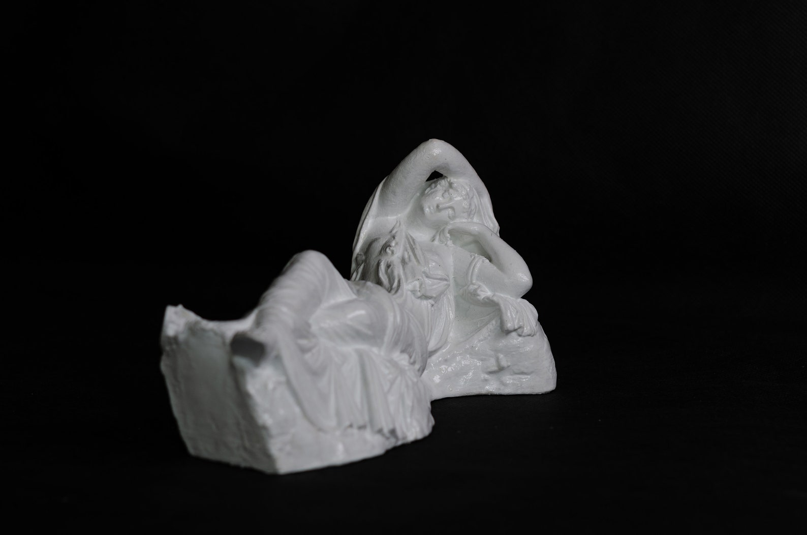 The Sleeping Ariadne Roman Statue Classic Sculptures Woman - Etsy