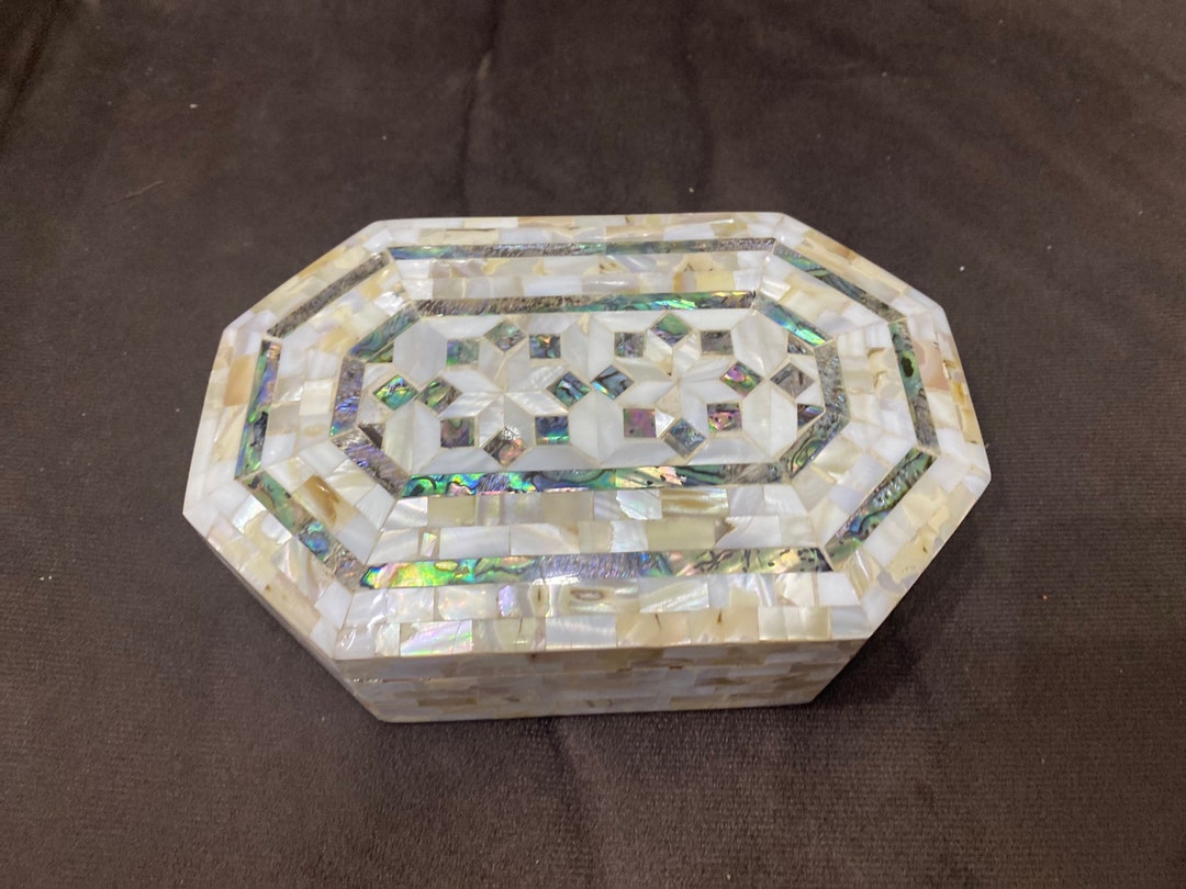Unique Box Inlaid With Blue Paua Shell and White Mother of Pearl ...