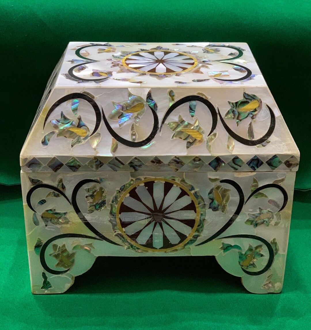 Unique Jewelry Box Inlaid With Blue Paua Shell and White Mother of ...