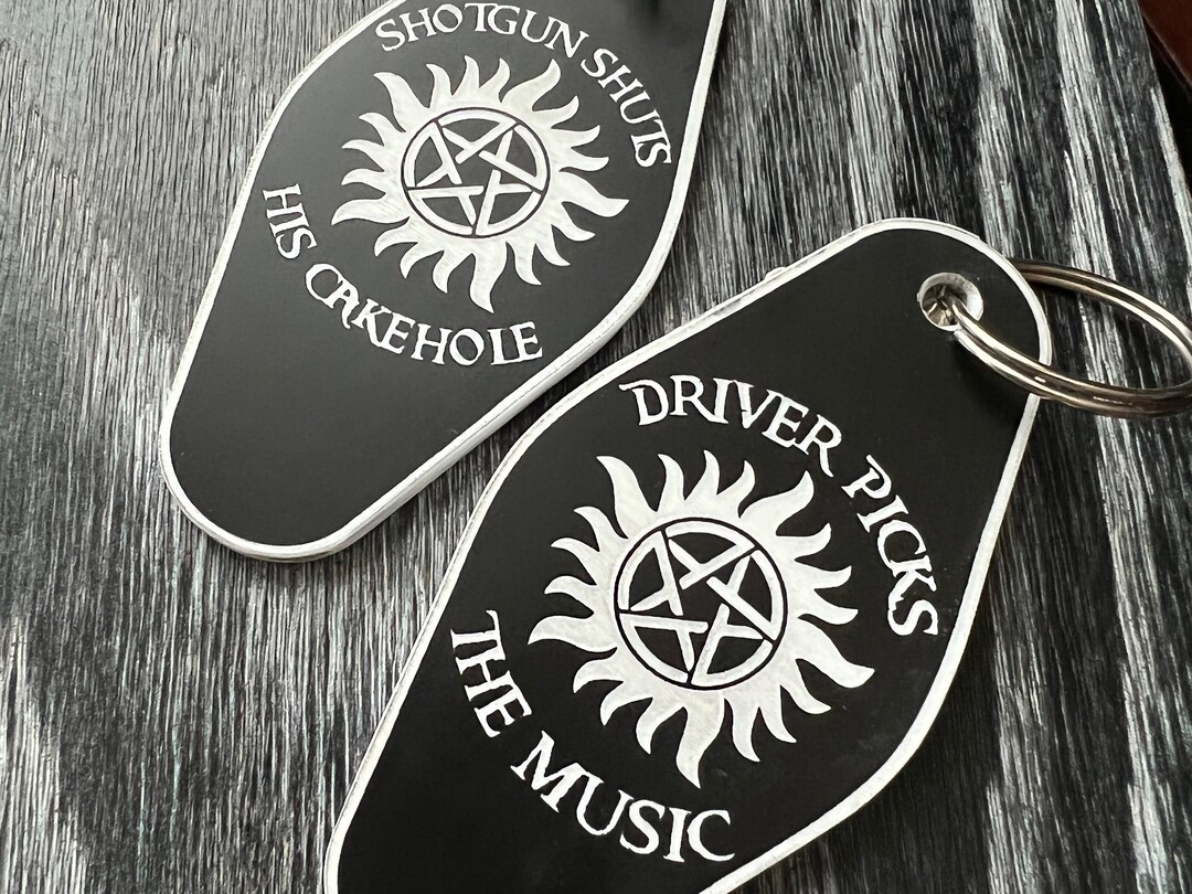 Supernatural Retro Motel Keychain, Winchesters Keyring, Horror Key ...