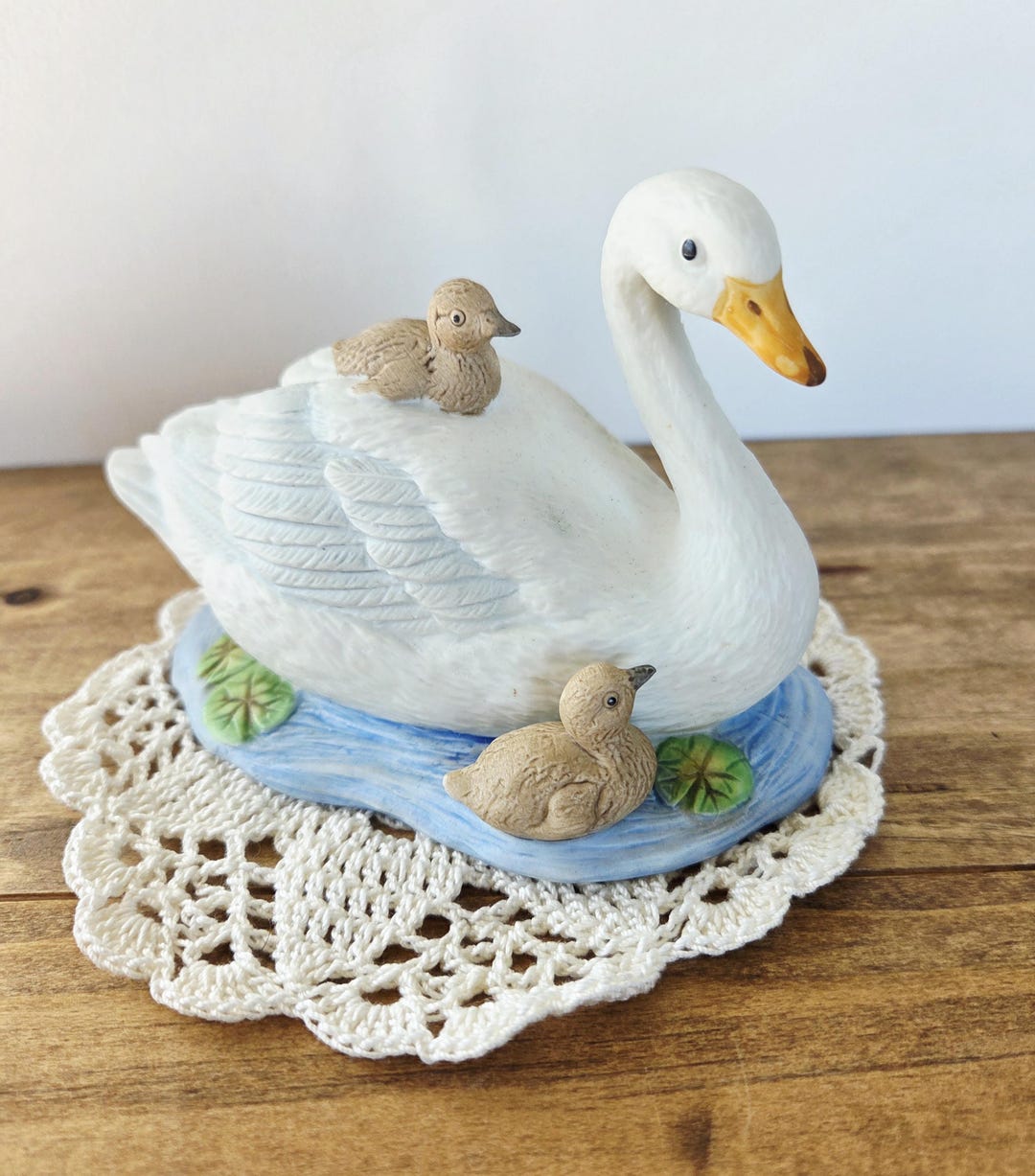 Vintage Homco Swan With Babies Ceramic Figurine | Nature Home Decor ...