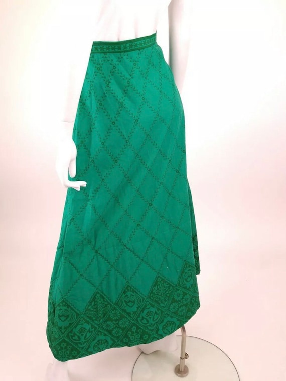 Vintage 1960/1970s boho hippie lightly padded batik p… - Gem