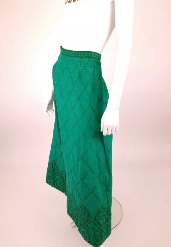 Vintage 1960/1970s boho hippie lightly padded batik p… - Gem