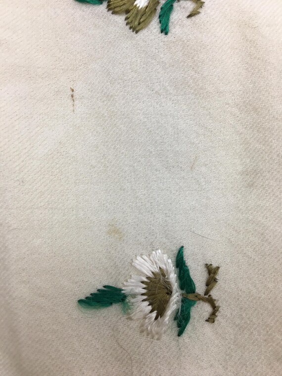Vintage Original 1940s Arts & Crafts Cream Floral Emb… - Gem