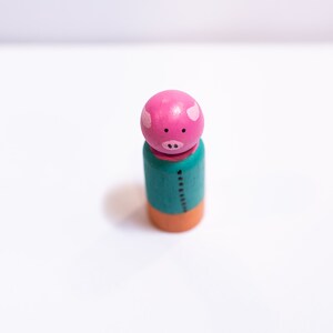 3 Little Pigs Pegs | Peg Dolls | Dollhouse Montessori | Peg Dolls ...