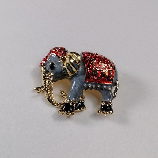 Elephant Brooch - Etsy