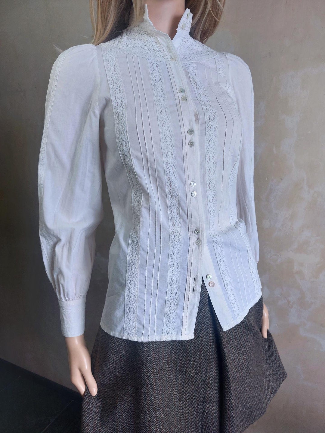 LAURA ASHLEY Vintage 70 White Blouse: Cotton Lace Victorian Top / UK 10 ...