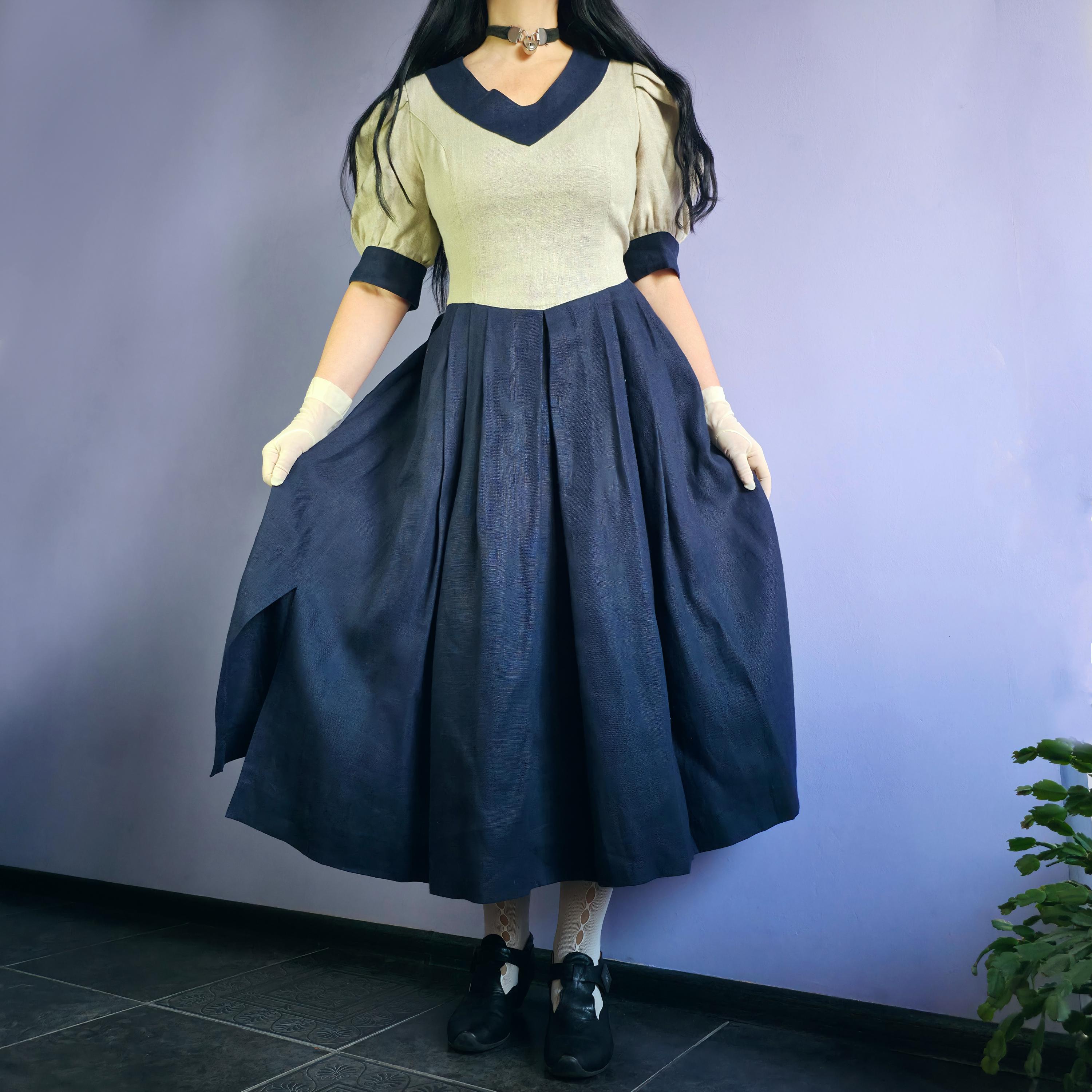 STEINBOCK Austrian Vintage Linen Dress a With Puffy Sleeves and a Back ...
