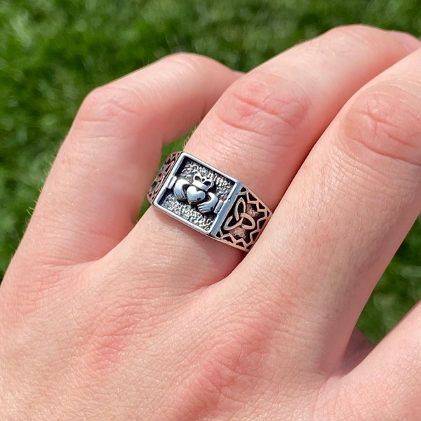 Men Claddagh Ring - Etsy