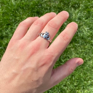 Silver Claddagh Ring, Irish Heart Signet - Etsy