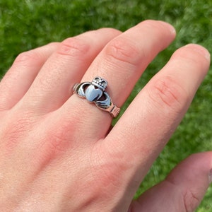Silver Claddagh Ring, Irish Heart Signet - Etsy