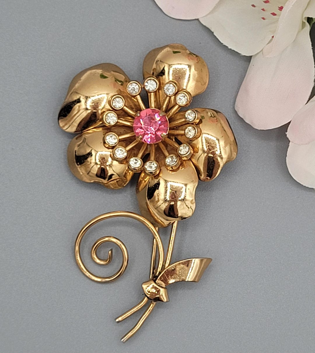 Vintage CORO Brooch Pin Costume Jewelry Gold Toned Signed FLOWER Art ...