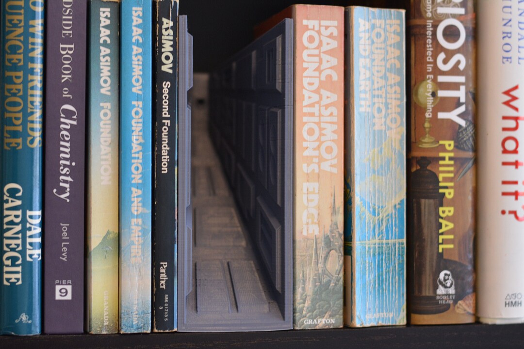 Trench Book Nook - Etsy