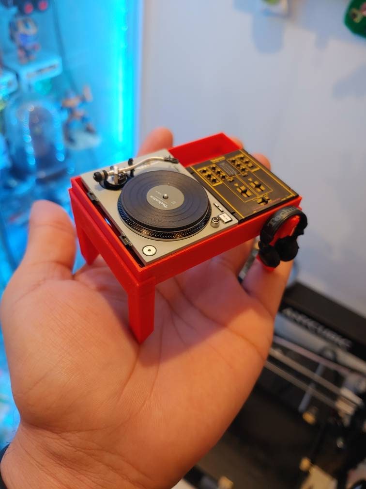 dj stand only. miniatures not included SCRATCHER STYLE black or red ...