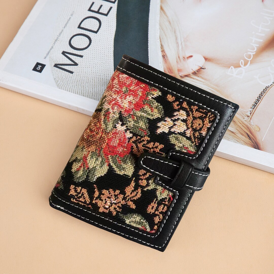 New Style Women's Cowhide Printed Wallet Short Texture Folding Leather ...