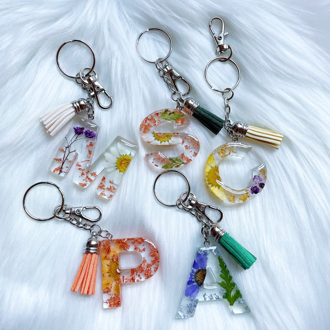 Resin Letter Keychain, Personalized Keychain for Women, Pressed Flower ...