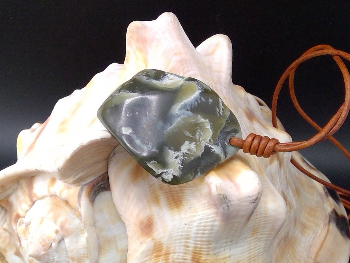 Wyoming Jade Pendant, Wyoming Olive Jade Necklace, Olive Jade Pendant ...