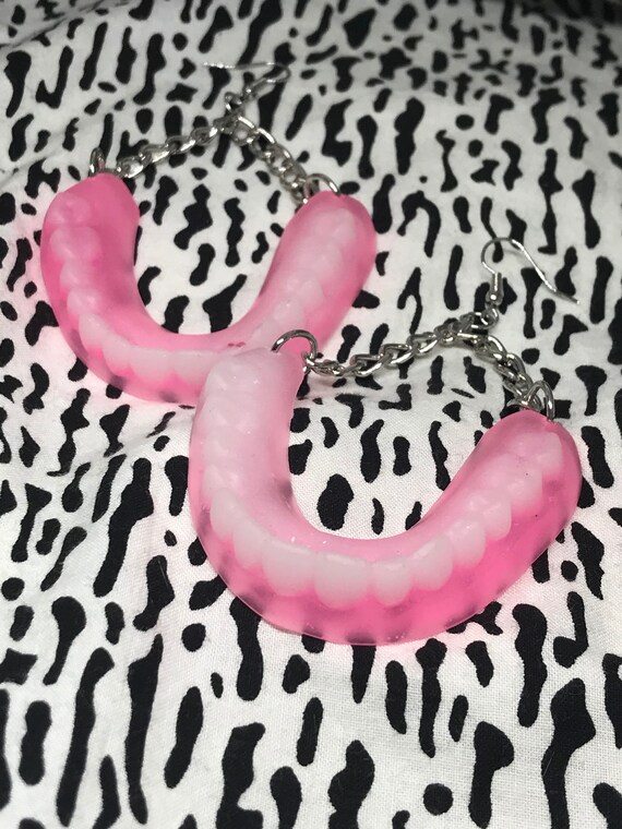 Handmade Epoxy Resin Creepy Human Teeth Earrings | Etsy