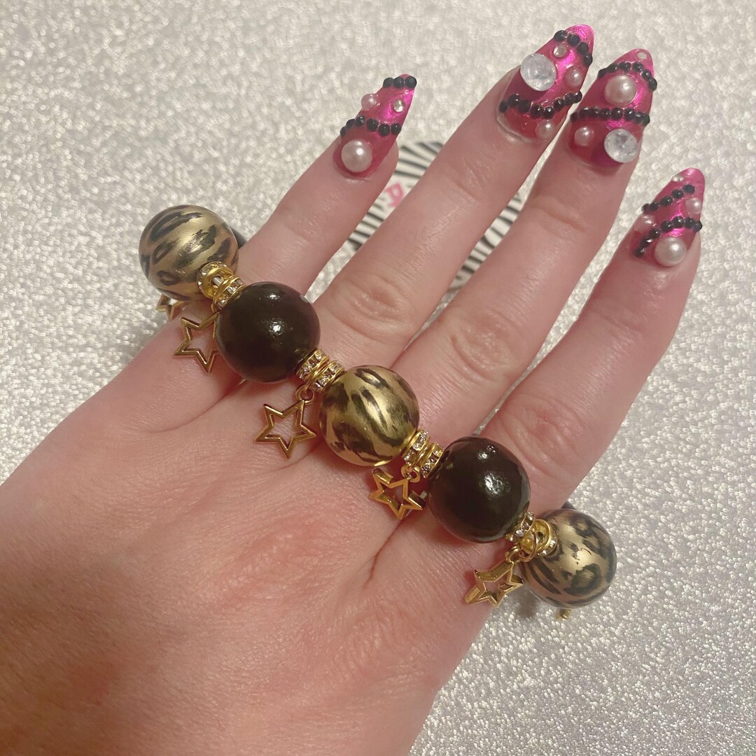 Tsuyome Gyaru Black and Gold Leopard Star Rhinestone Bracelet - Etsy
