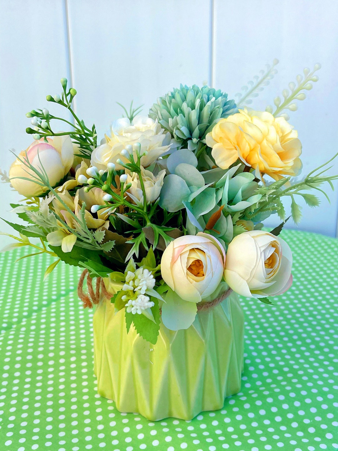 Artificial Hydrangea Arrangement, Plastic Flowers, Ceramic Vase - Etsy