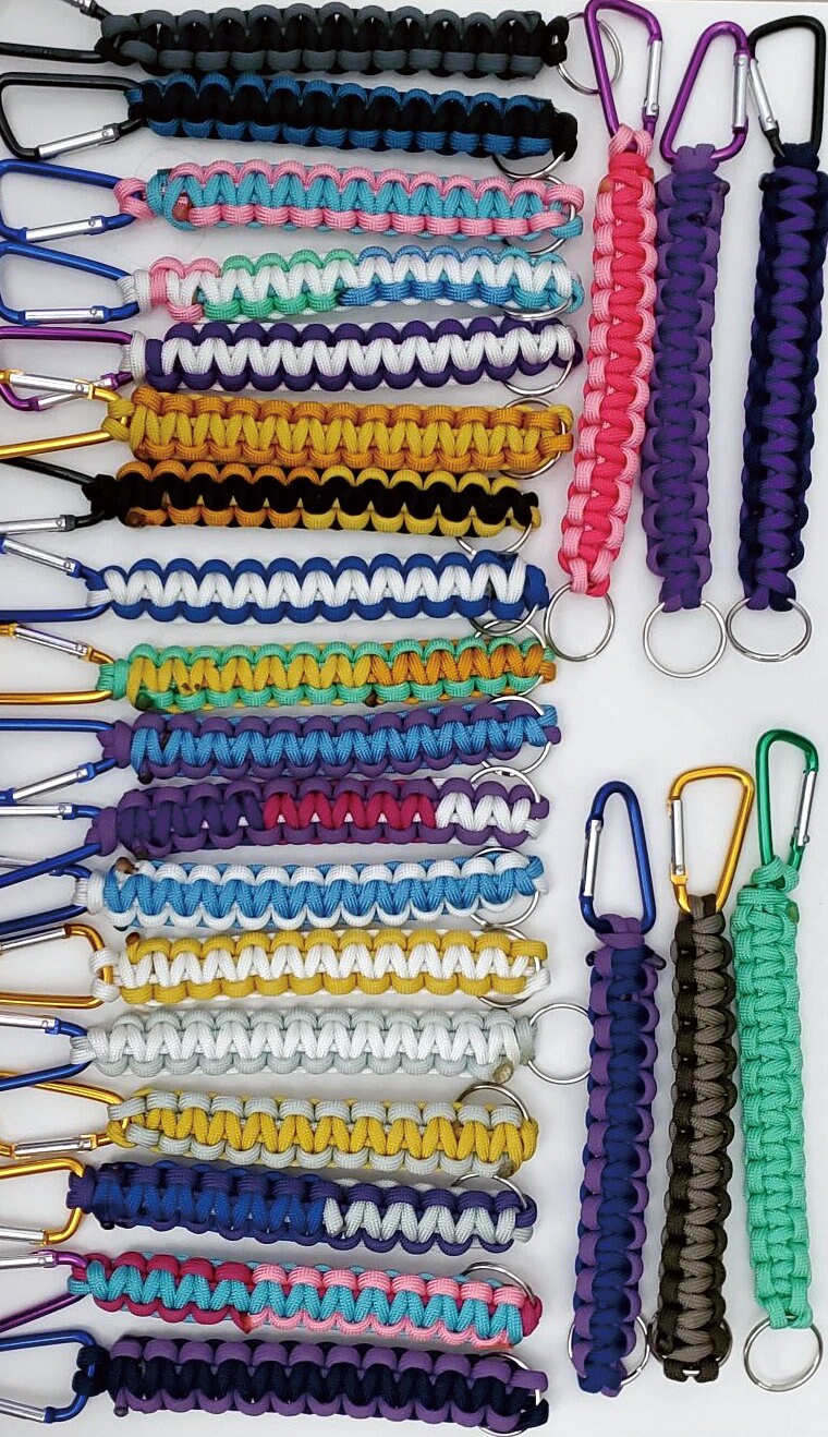 Random Para-cord Keychains - Etsy