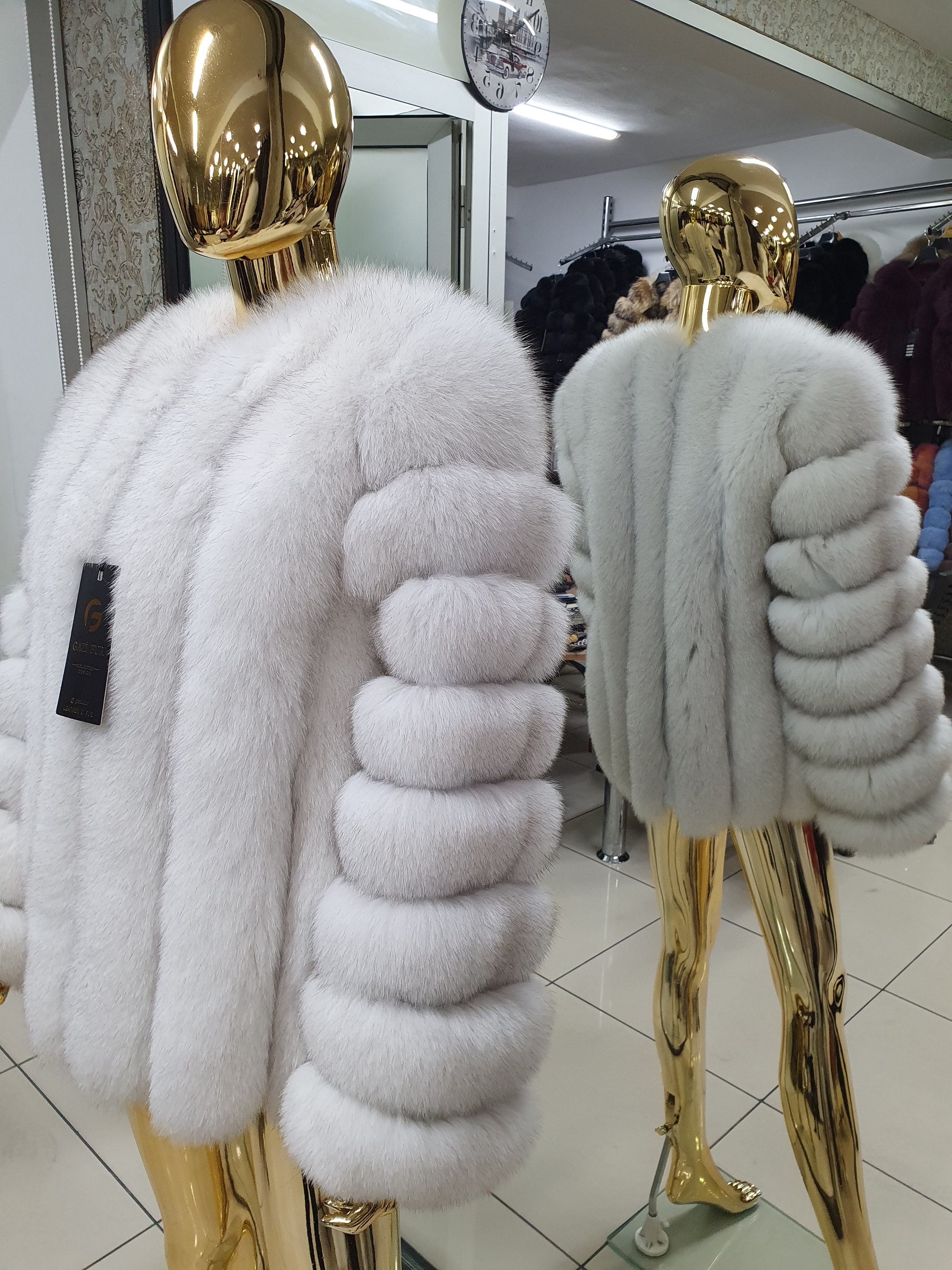 Distinctive Grandeur Real Fox Fur Coat Genuine Original Fox Skin Beauty ...