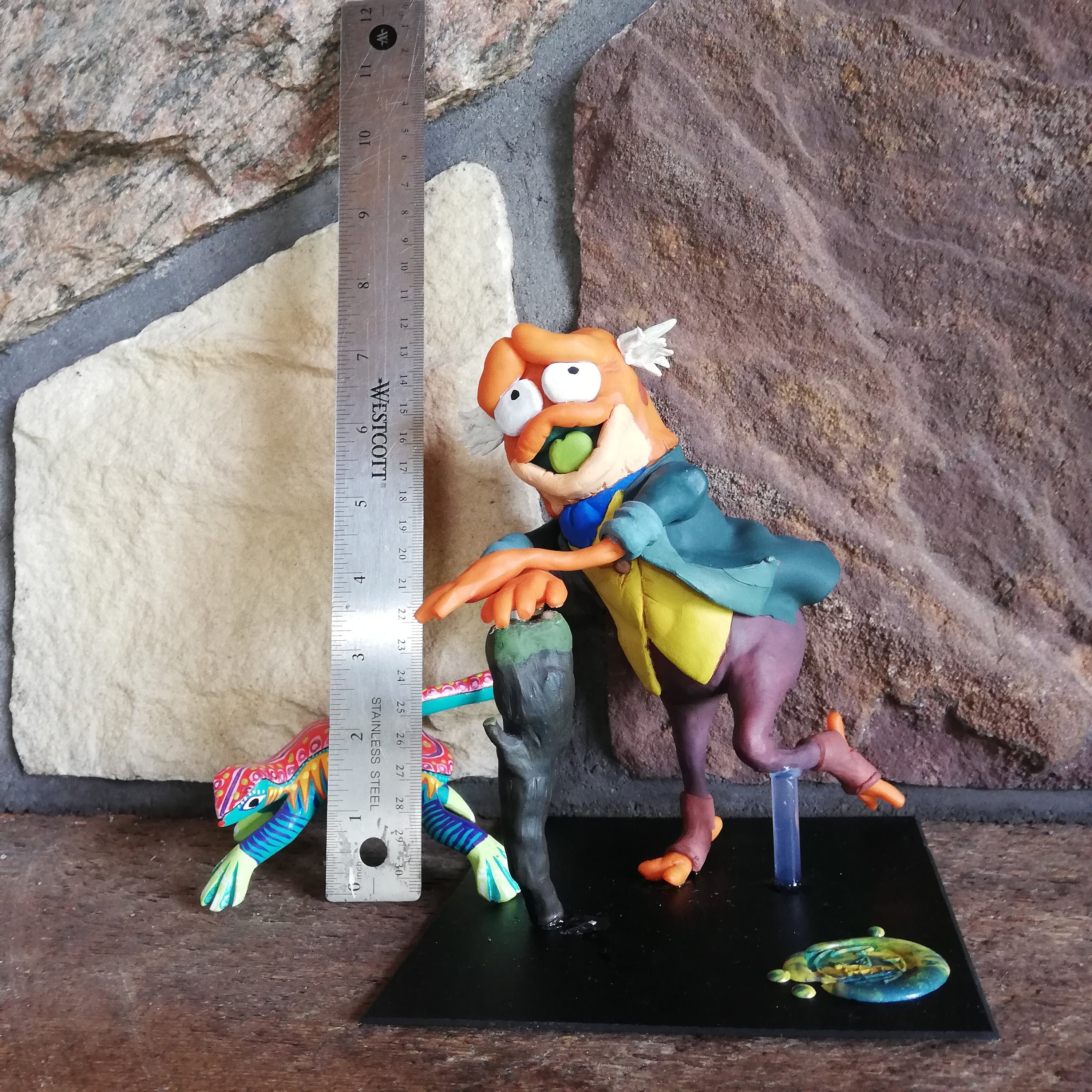 Amphibia Hop Pop Sculpture - Etsy