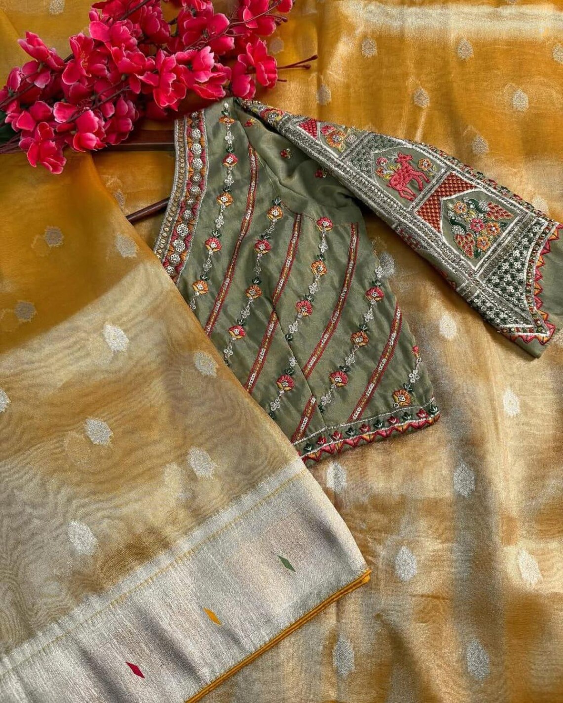 Royal Beauties Pure Soft Tissue Paithani Muniya Border Rich Paithani ...