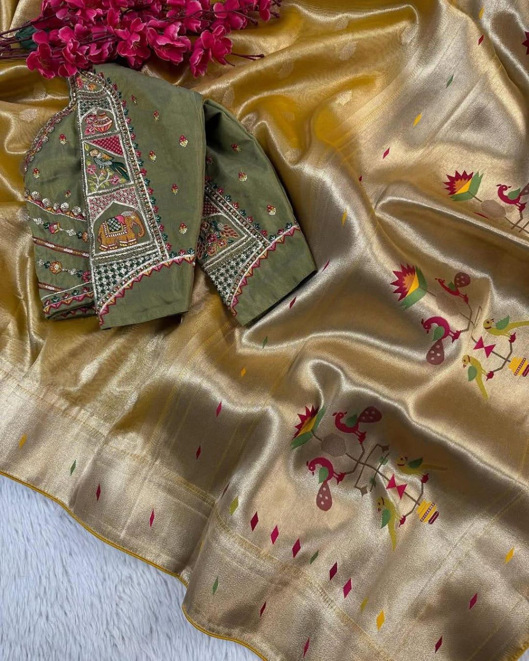 Royal Beauties Pure Soft Tissue Paithani Muniya Border Rich Paithani ...
