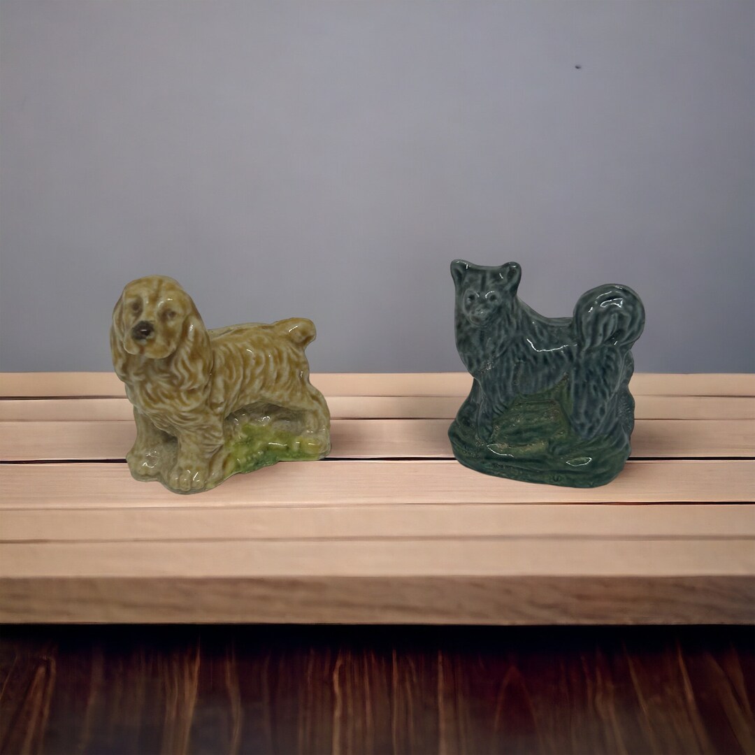 Vintage Pair of Miniature Wade Dog Figurines. British - Etsy