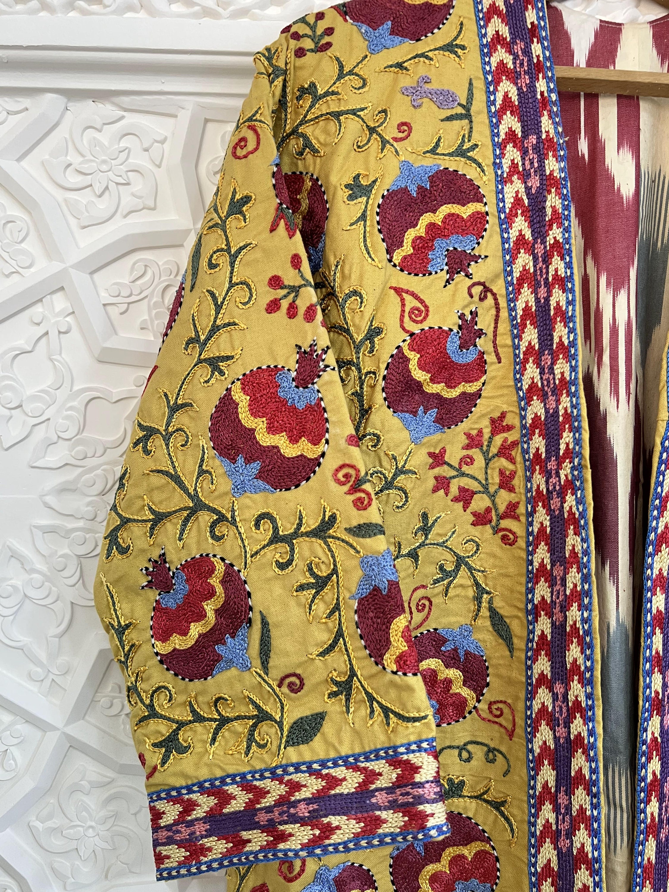 Uzbek Suzani Embroidered Coat, Suzani Long Caftan, Suzani Coat, Suzani Textile, Suzani Fabrique ...