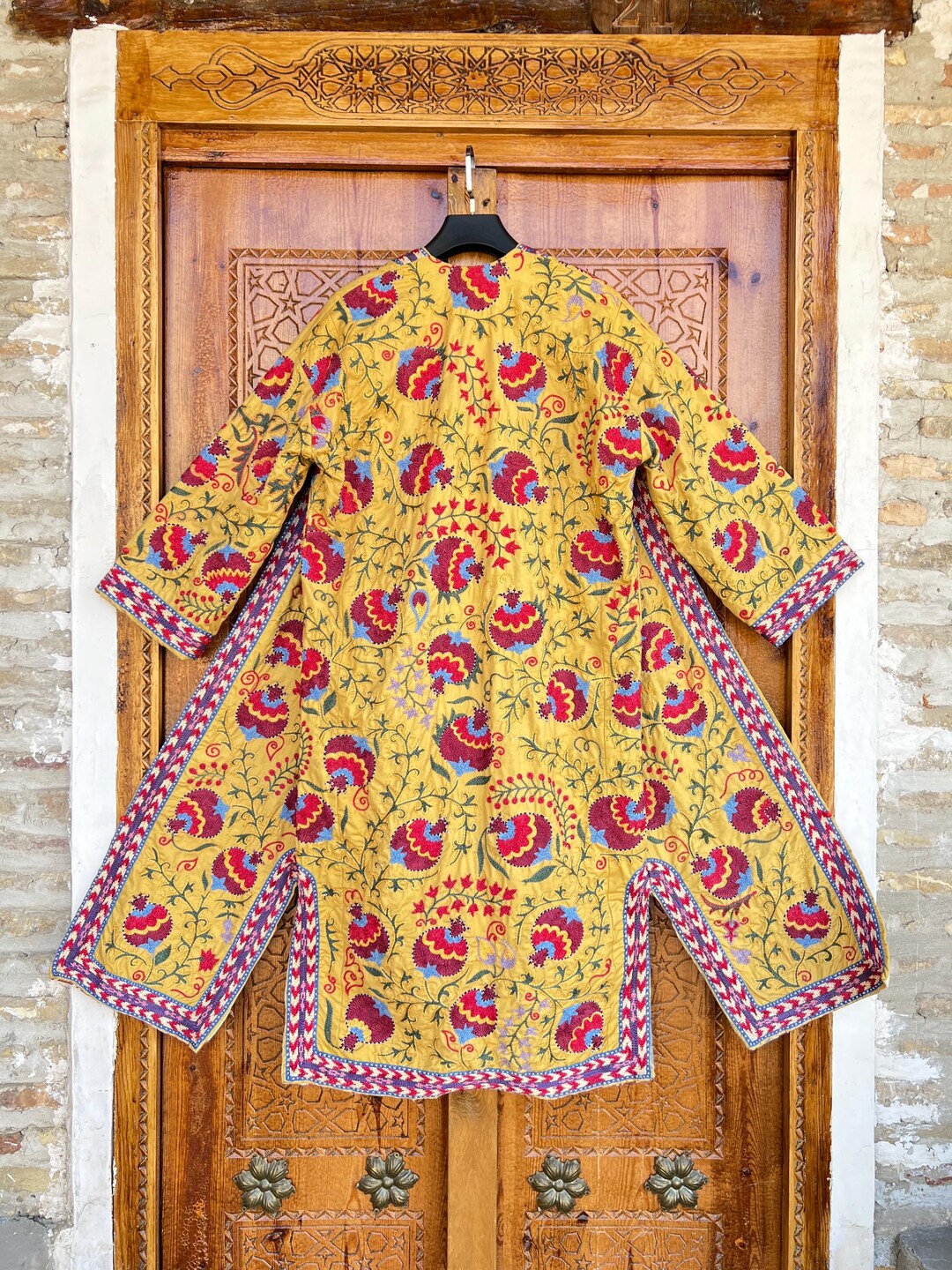 Uzbek Suzani Embroidered Coat, Suzani Long Caftan, Suzani Coat, Suzani Textile, Suzani Fabrique ...