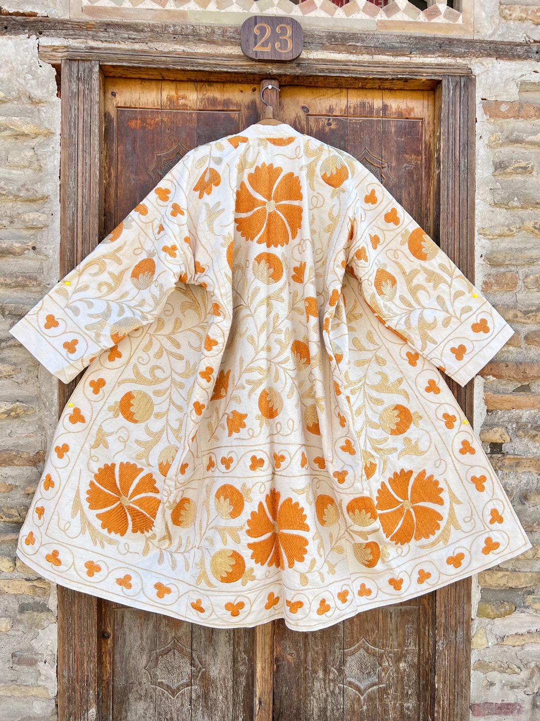 Uzbek Suzani Embroidered Coat, Suzani Long Caftan, Suzani Coat, Suzani Textile, Suzani Fabrique ...