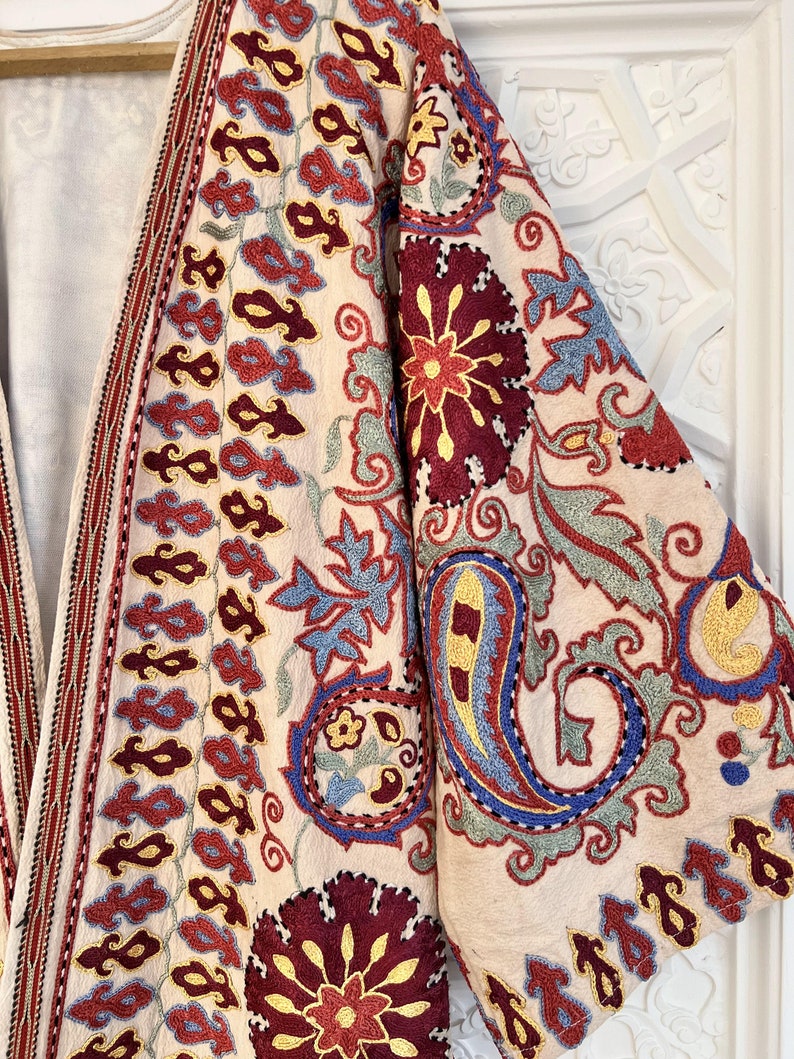 Uzbek Suzani Embroidered Coat, Suzani Long Caftan, Suzani Coat, Suzani Textile, Suzani Fabrique ...