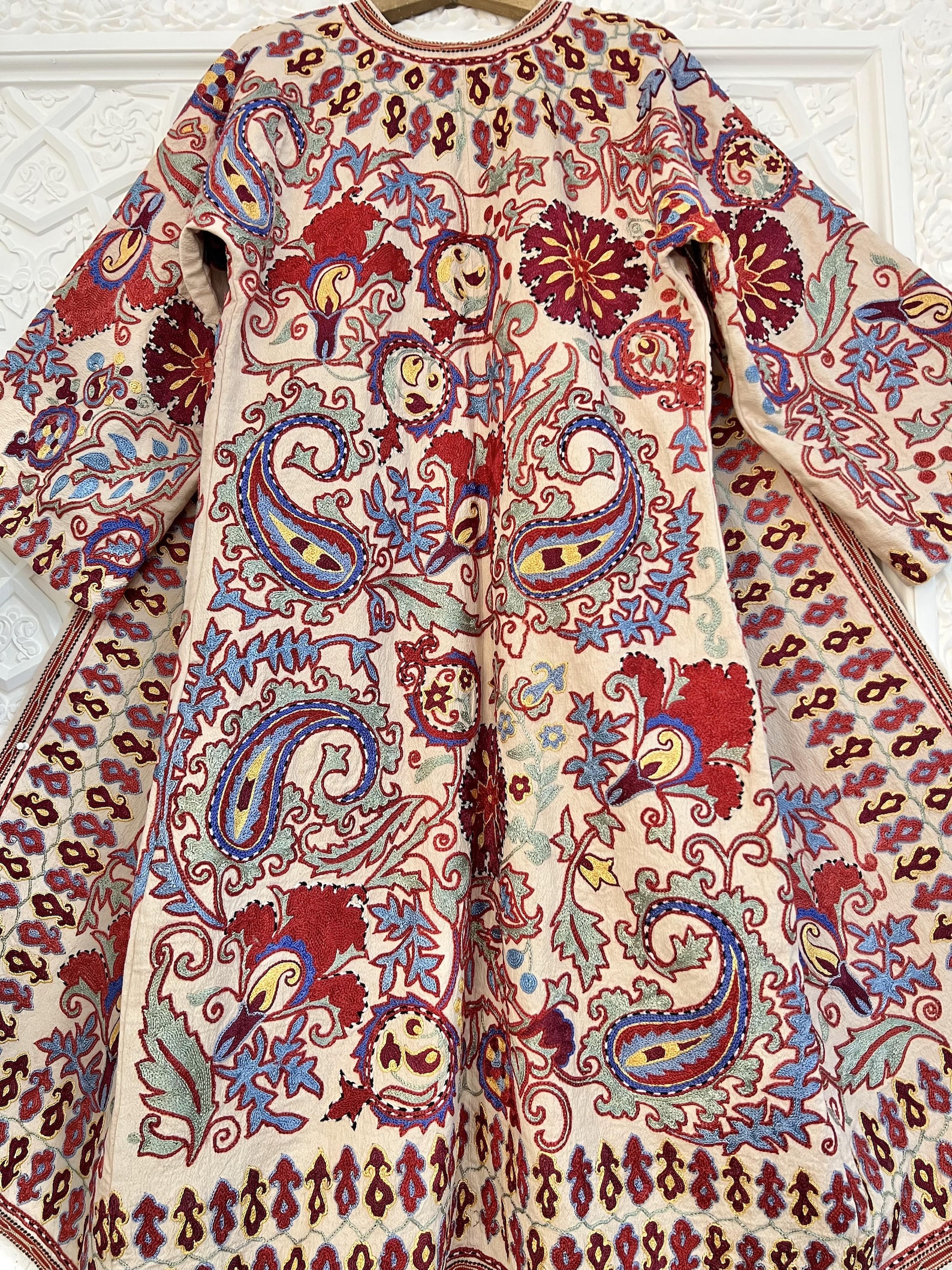 Uzbek Suzani Embroidered Coat, Suzani Long Caftan, Suzani Coat, Suzani Textile, Suzani Fabrique ...