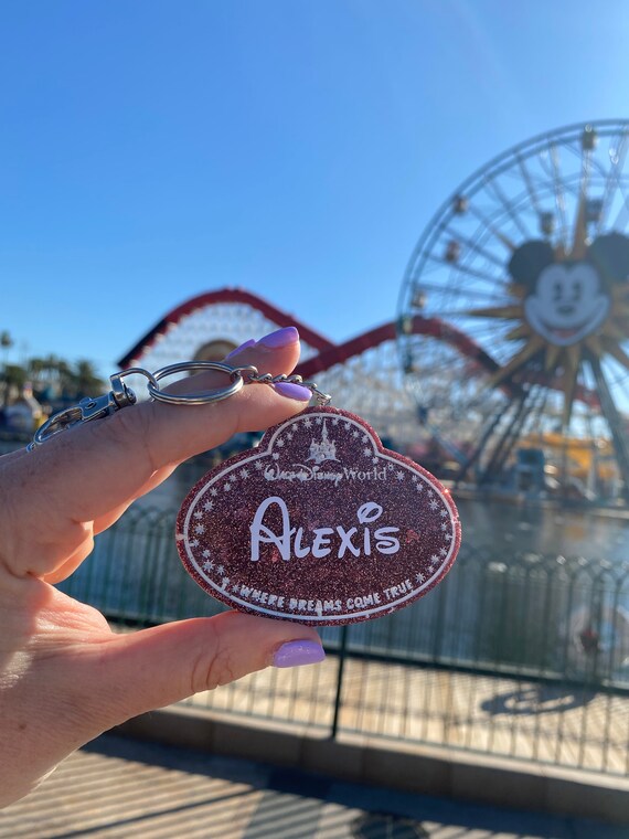 Disney Parks Inspired Name Tag Keychain - Etsy