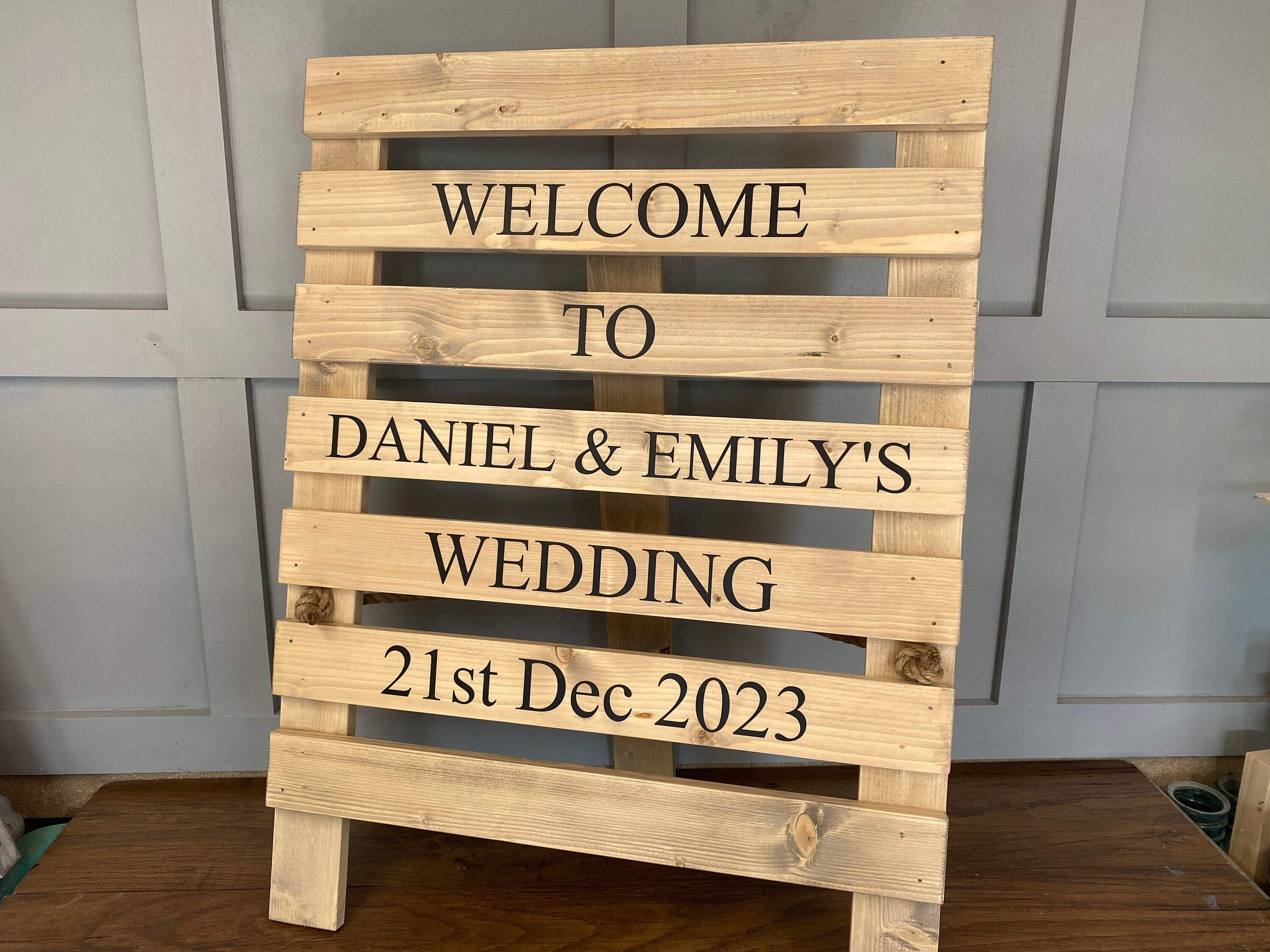 Rustic Pallet Wood Welcome Sign Vertical Welcome Sign, Pallet Wood