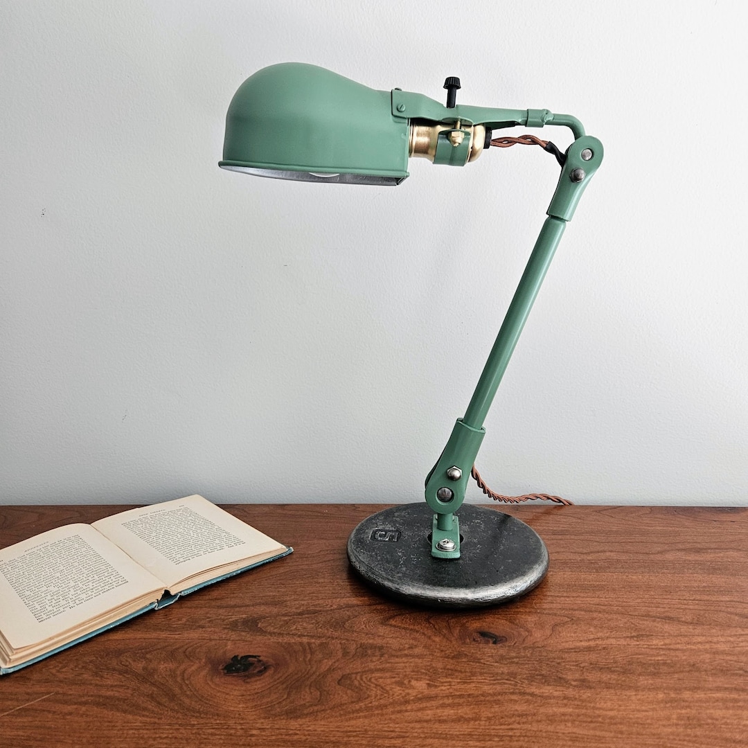 Vintage Industrial Desk Lamp. Antique Industrial Lamp. Steampunk Desk ...
