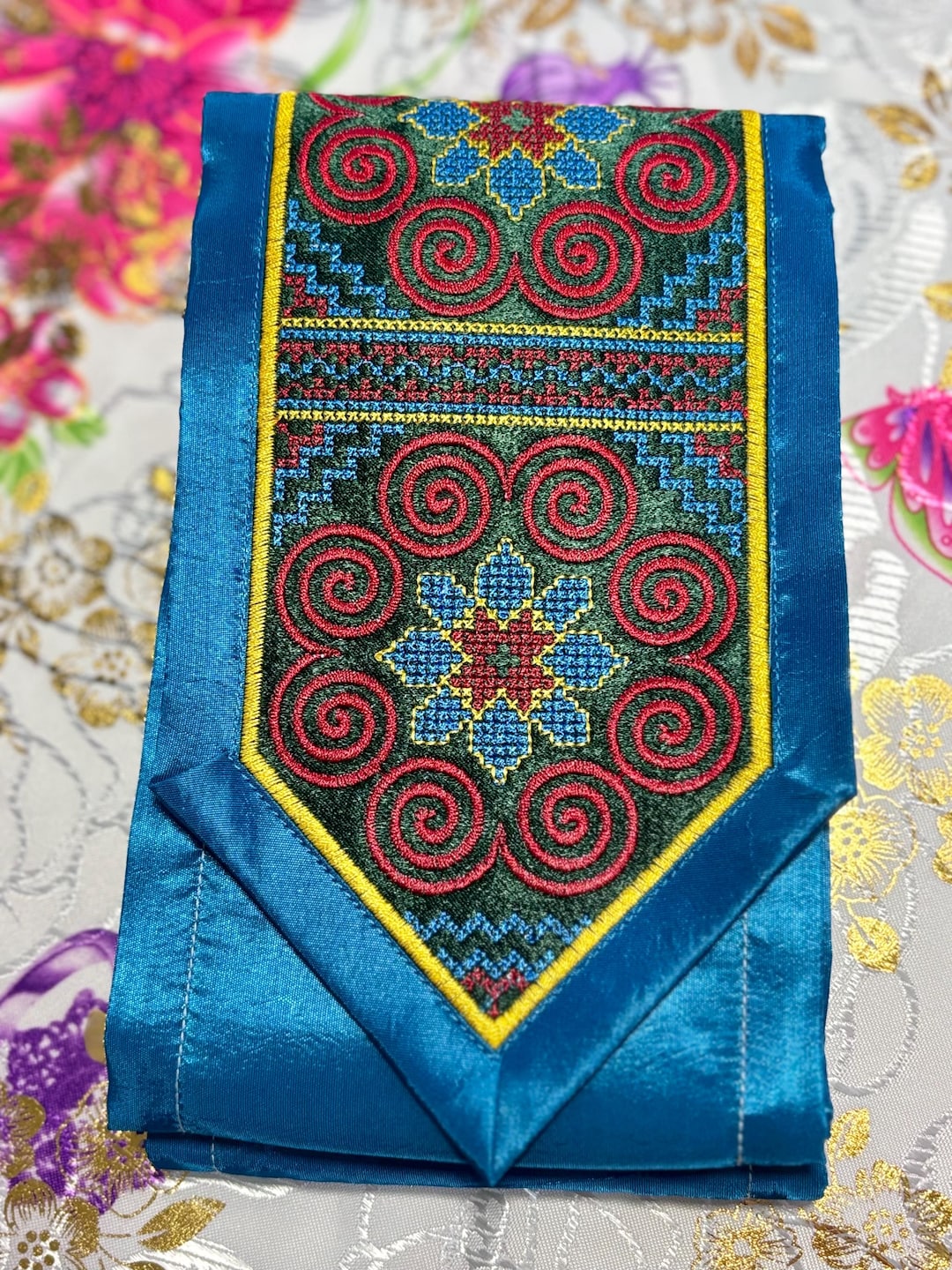 A4 Machine Hmong Embroidery Graduations Stole - Etsy