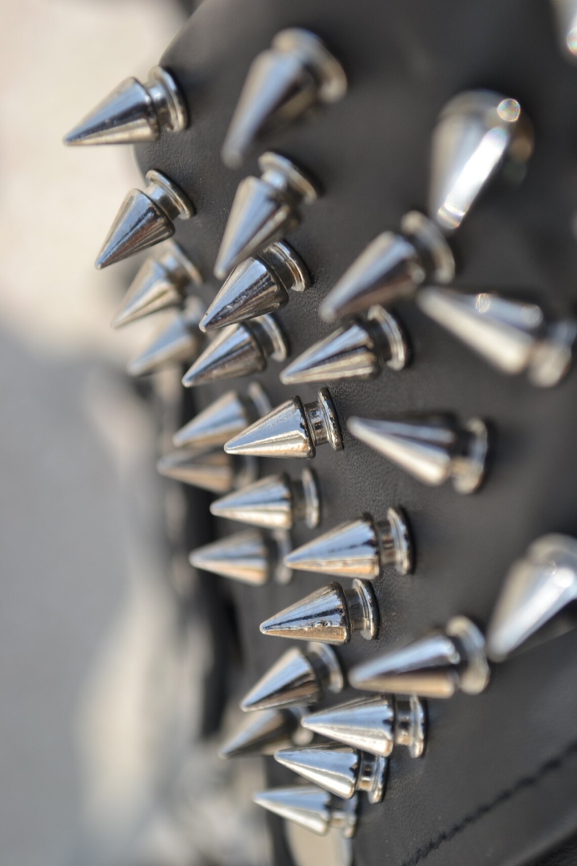 Unisex Stylish Fashion Black Punk Silver Long Spiked Studded Cowhide ...