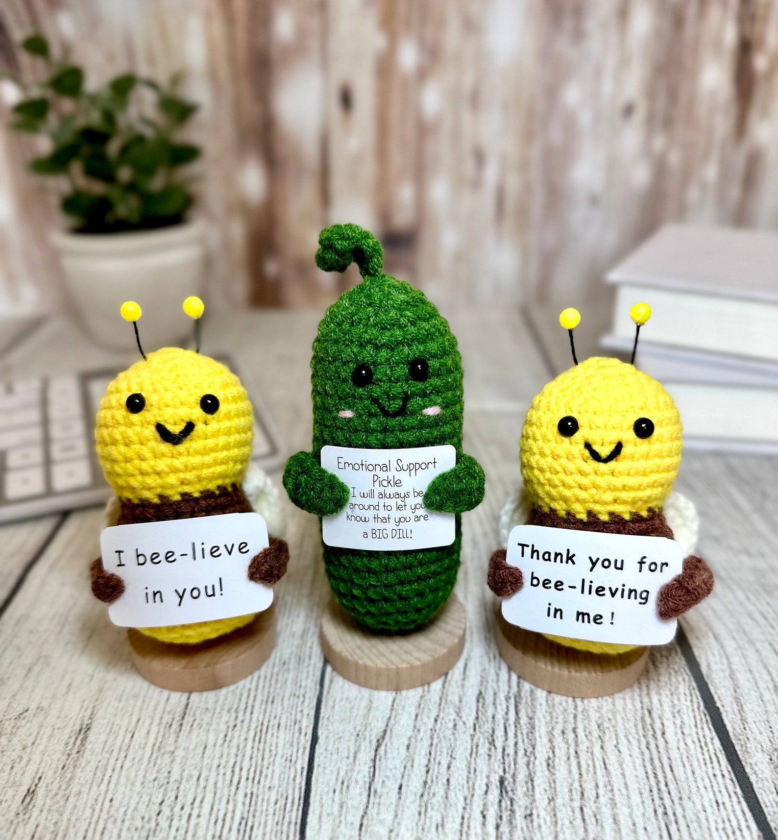 Emotional Support Gift, Positive Support Crochet Bumblebee Desk Buddy ...